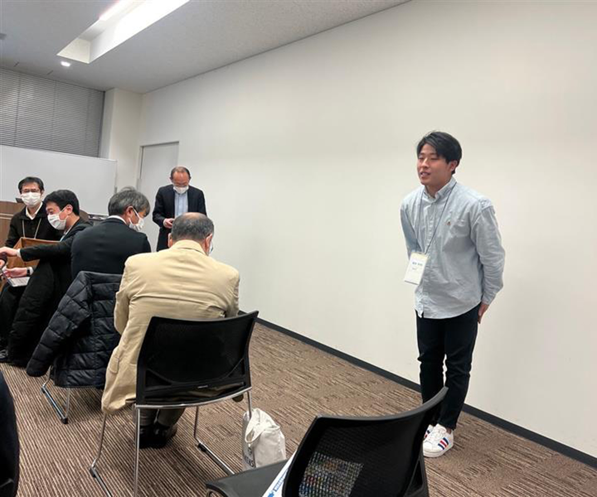 北大マネジメント塾が、NICT（国立研究開発法人情報通信研究機構）北陸連携サロンで最新技術研修とディスカッションに参加｜TOPICS｜北陸大学